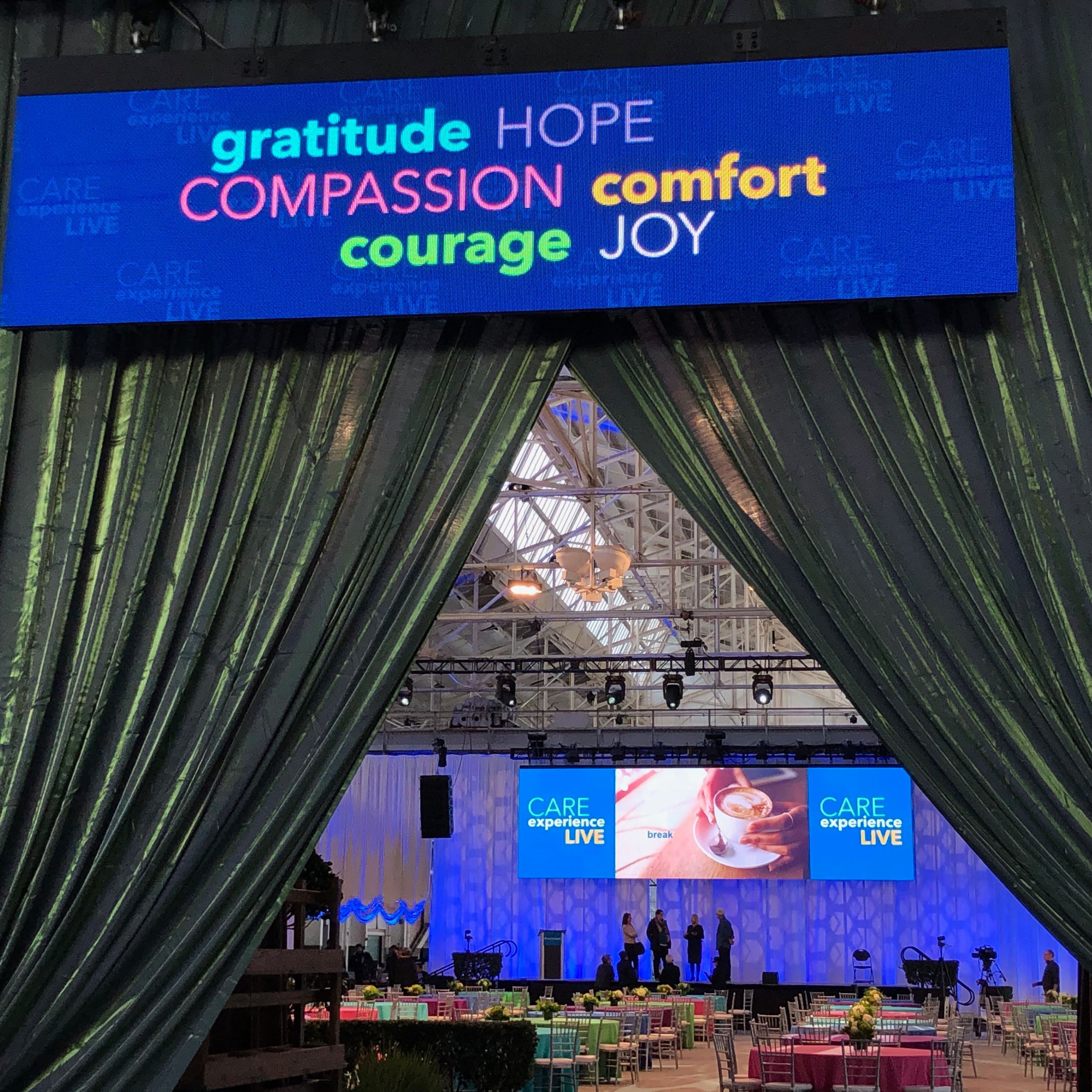 The Complete Conference Infrastructure: AV, Networking, and Digital ...